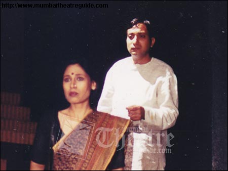 KHAMOSH Hindi Play/Drama - www.MumbaiTheatreGuide.com