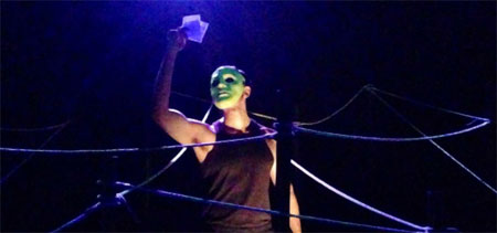 ALI J play review , English play review - www.MumbaiTheatreGuide.com