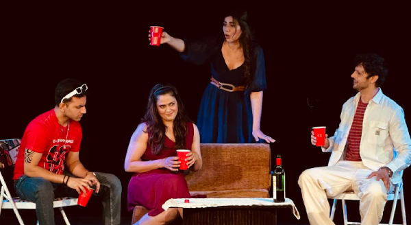 THE SHAPE OF THINGS English play review - www.MumbaiTheatreGuide.com